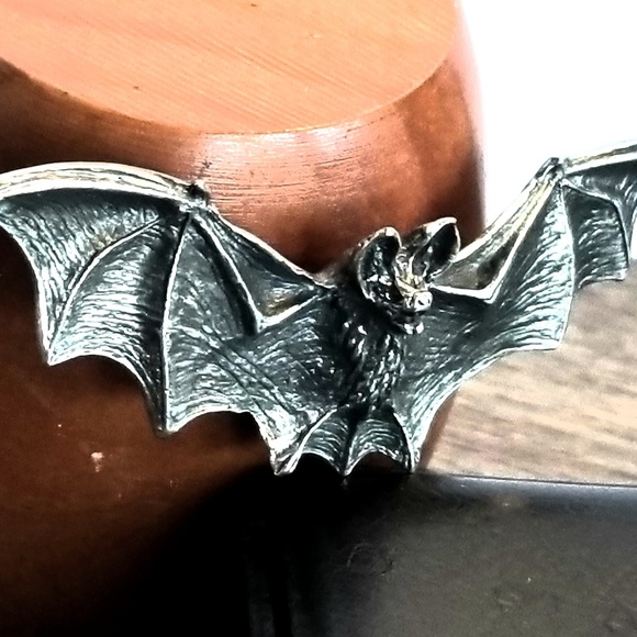 Alchemy Gothic | Accessories | Rare Alchemy Gothic Darkling Bat Button ...